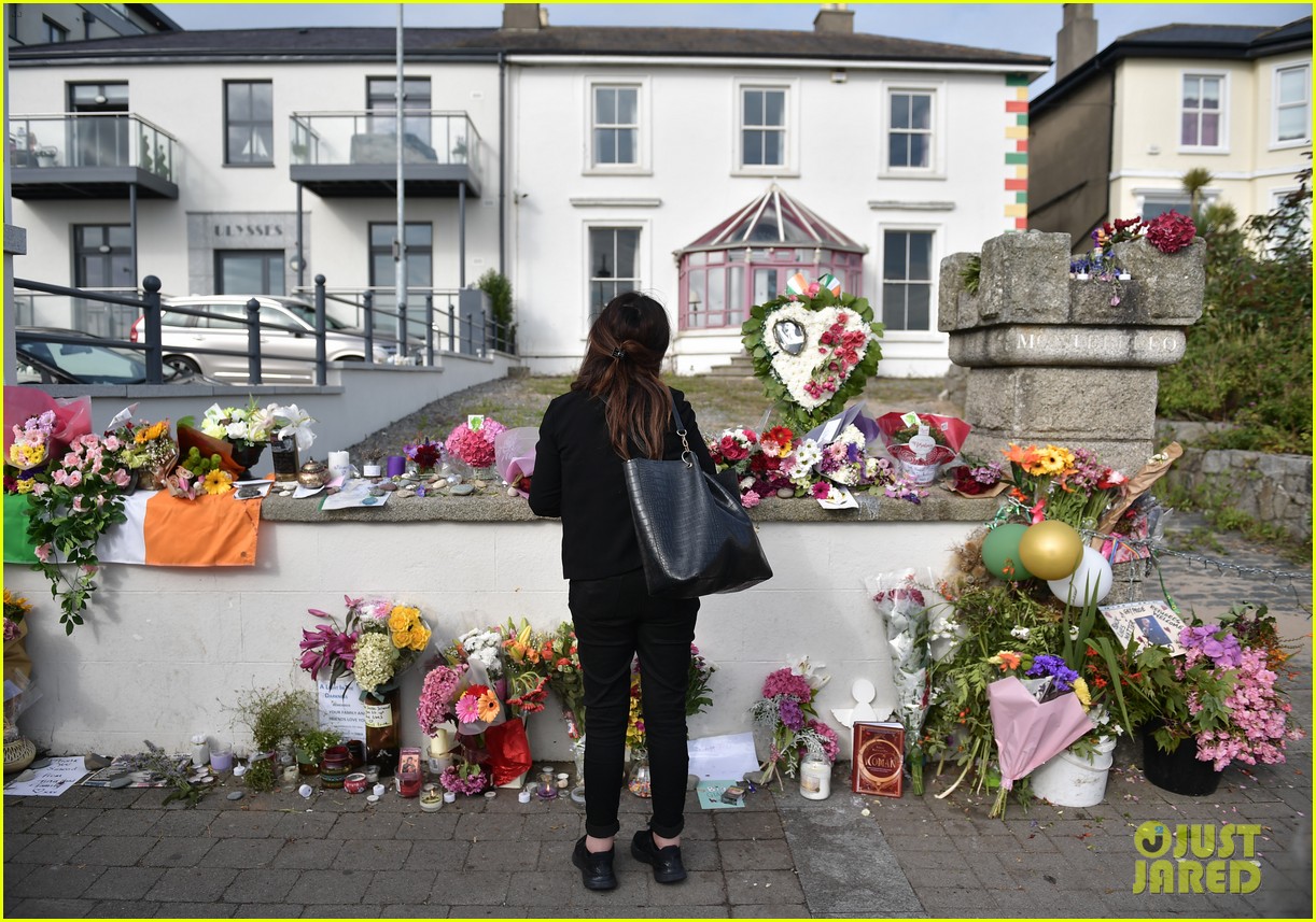 Sinead O’Connor Laid to Rest in Ireland - SKRATCH N' SNIFF