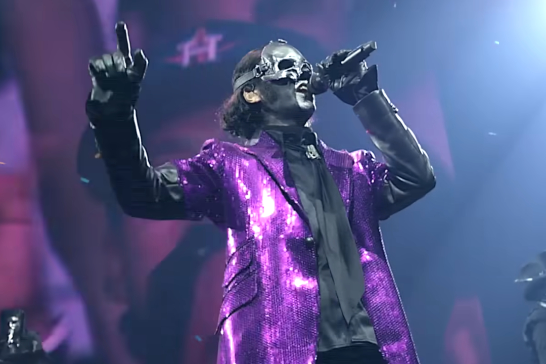 Ghost’s Tobias Forge Recalls Onstage Panic Attack: 'Get the Mask Off ...